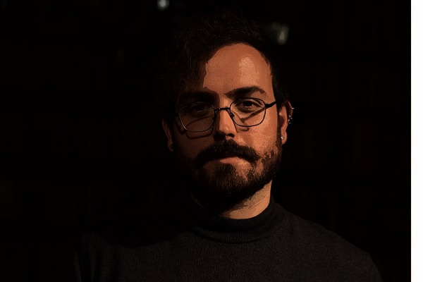 Genoma y cuatro poemas de Transhumano de Manuel Gerardi | Aullido